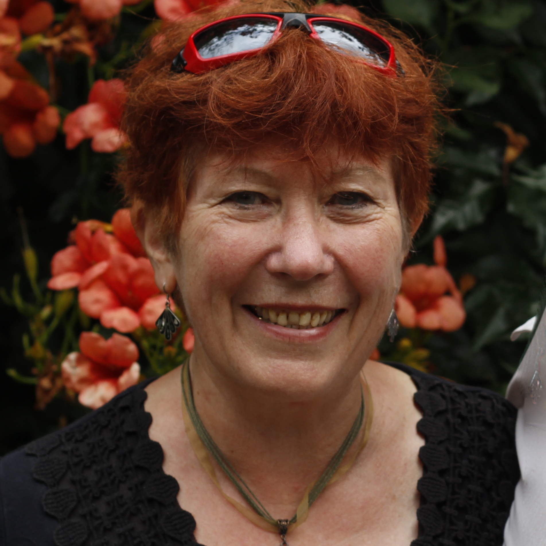 Mitsingkonzete/Singalongs – Jean Lennox